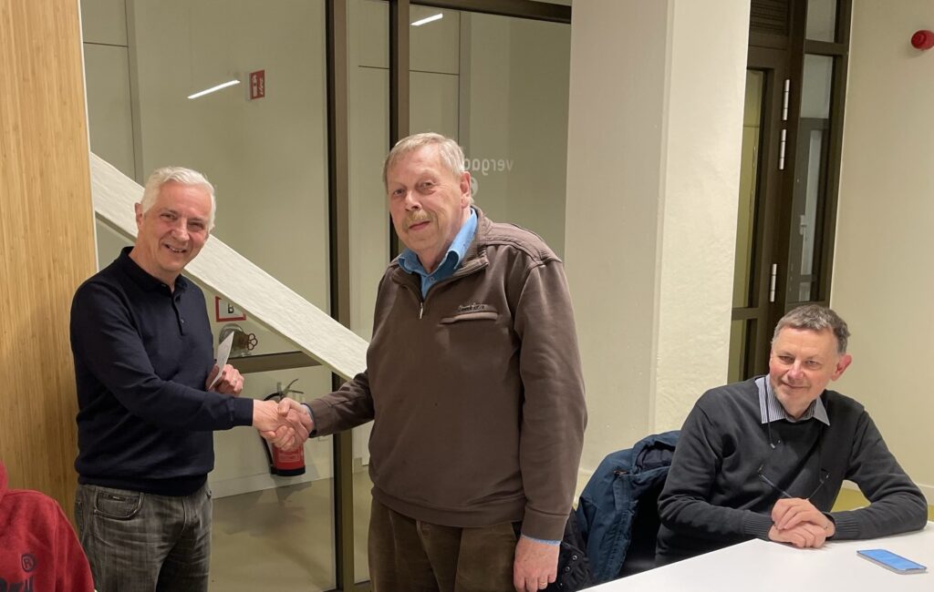 Mijlpaal voor onze club: 100 leden - Schaakvereniging Maastricht